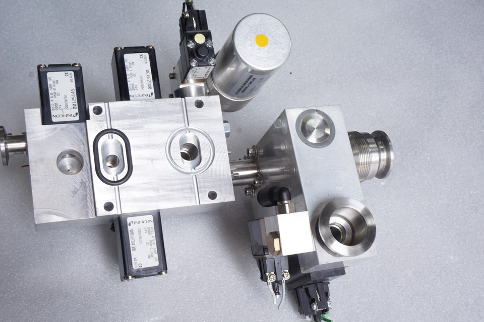 INFICON 14023 TL7/8000 MBAR ABS FROM QUALY TEST HELIUM DECTOR ASSEMBLY ...