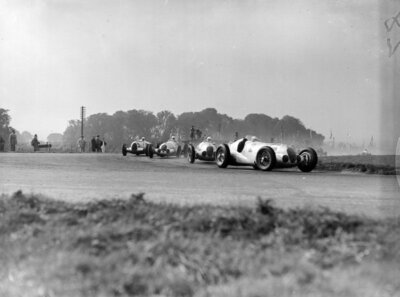 Hermann Lang, Mercedes-Benz W125 1937 Motor Racing Old Photo 3 | eBay ...