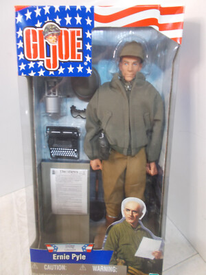 GI Joe D-Day Collection Ernie Pyle Action Figure 12" Hasbro 2001 NEW ...