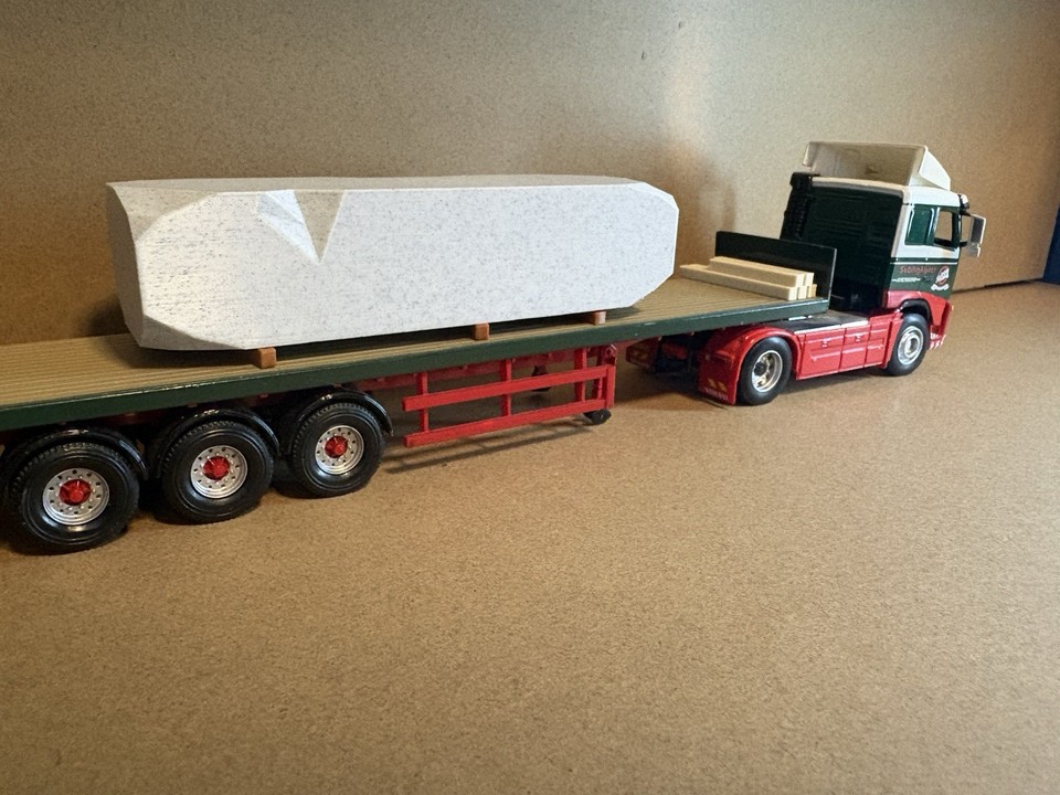1/50 Scale Marble Stone With Timbers Section Truck Load/Diorama corgi ...