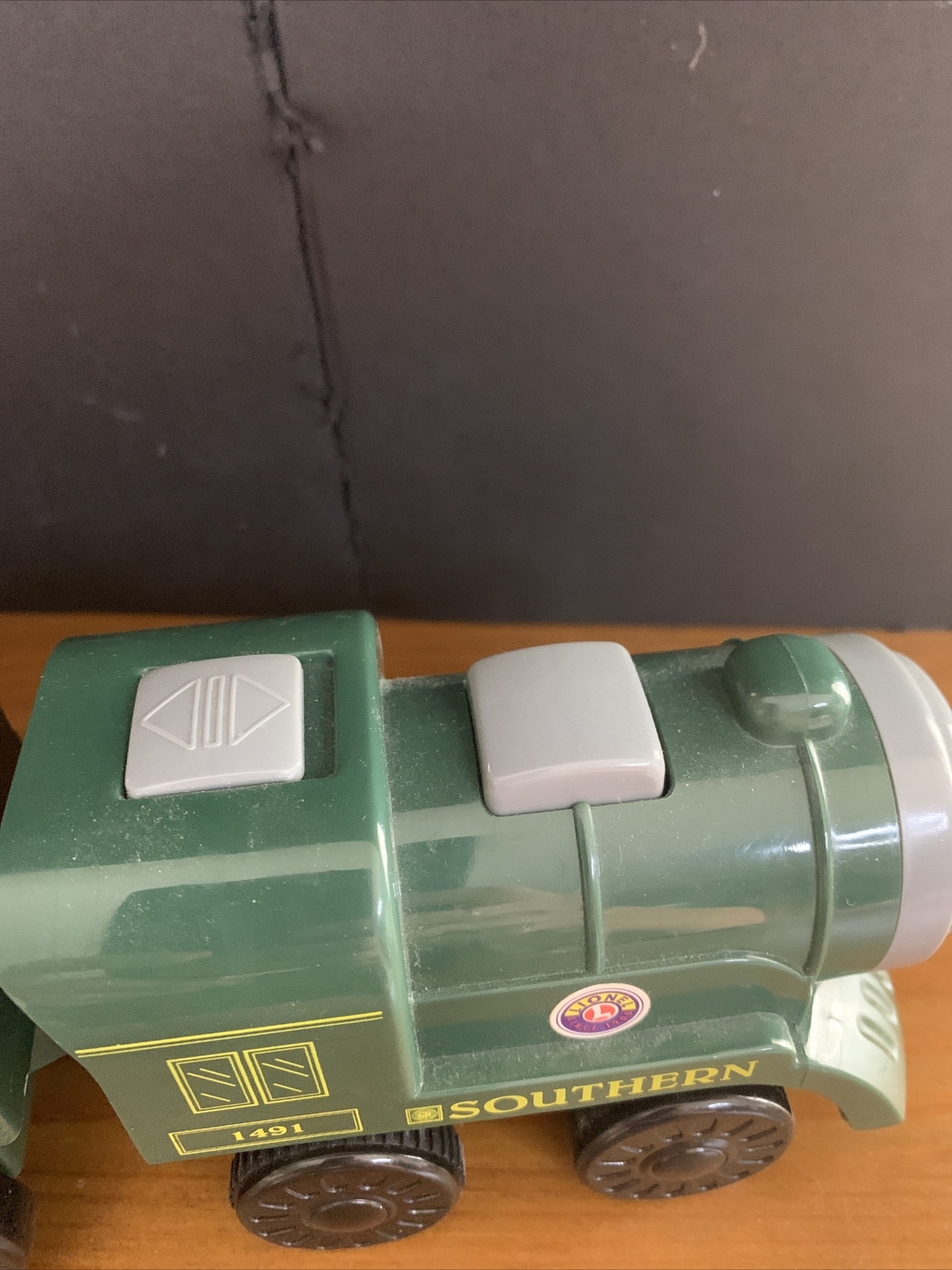 Lionel Toy Train! Golden Bell | eBay