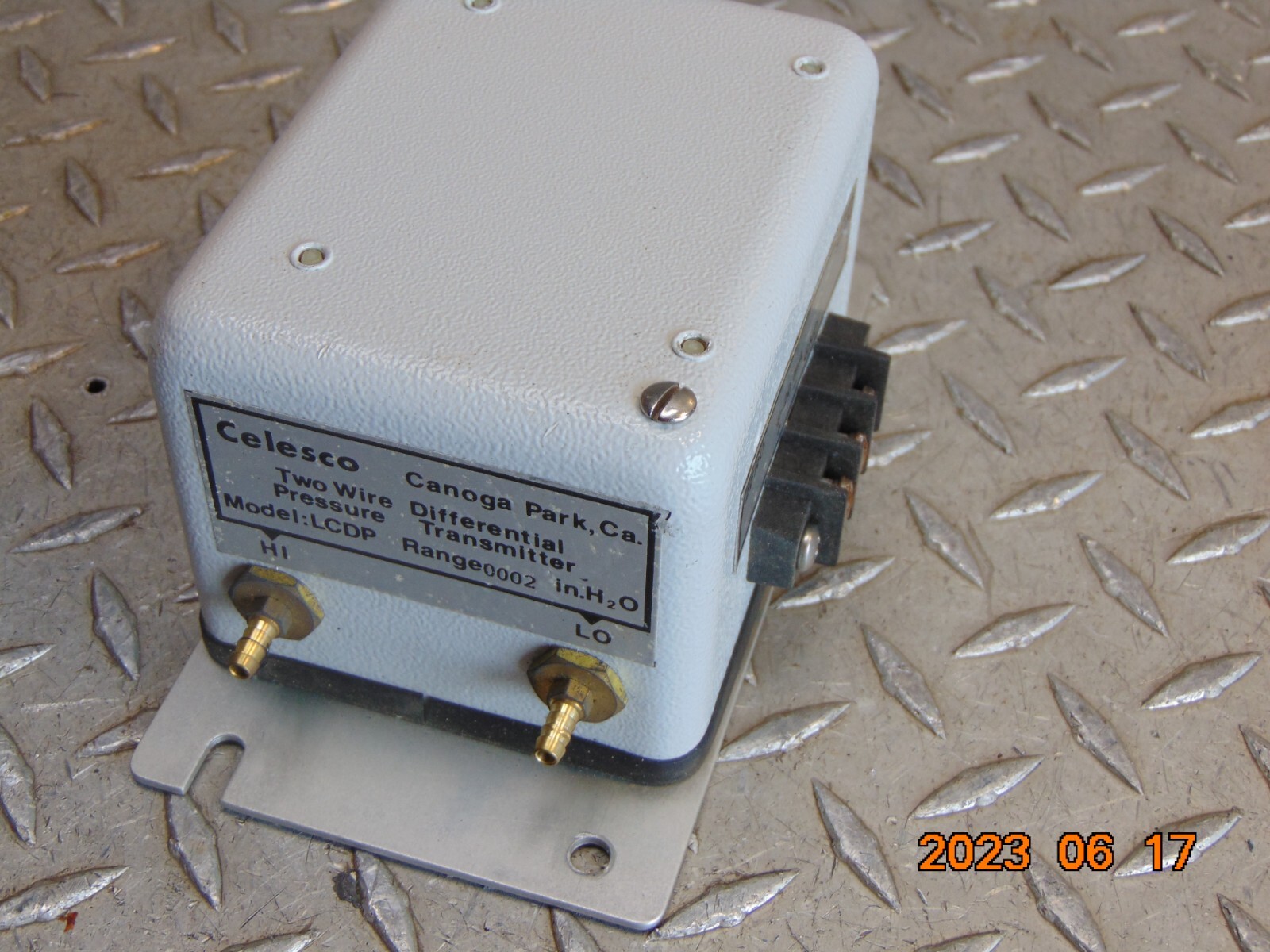 CELESCO LCDP TWO WIRE PRESSURE DIFFERENTIAL TRANSMITTER | eBay