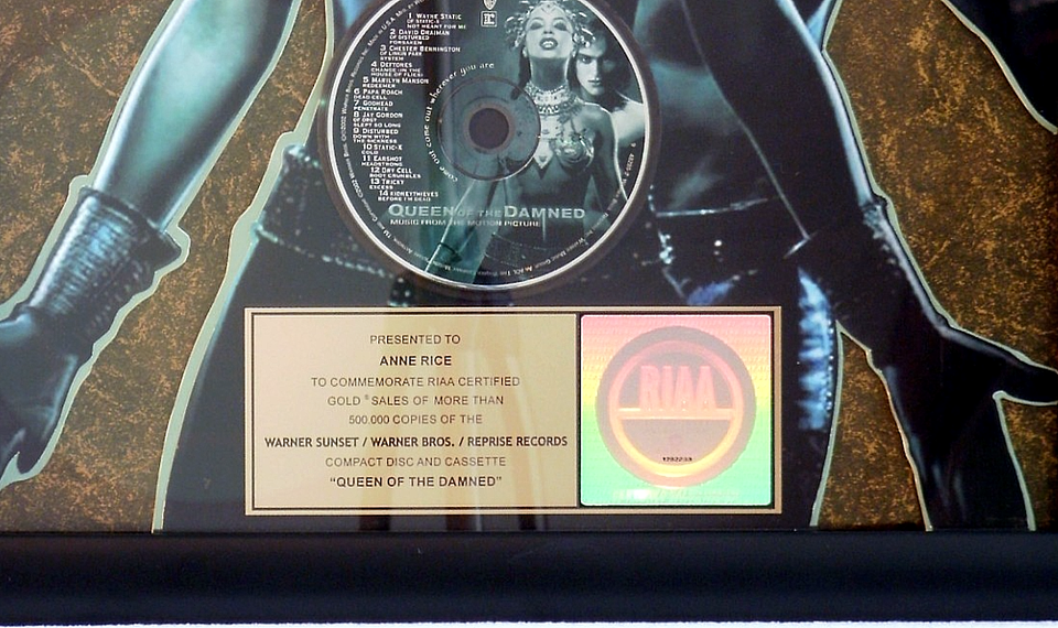 AALIYAH RIAA RECORD AWARD GOLD "QUEEN OF THE DAMNED" LESTAT, ANNE RICE ...
