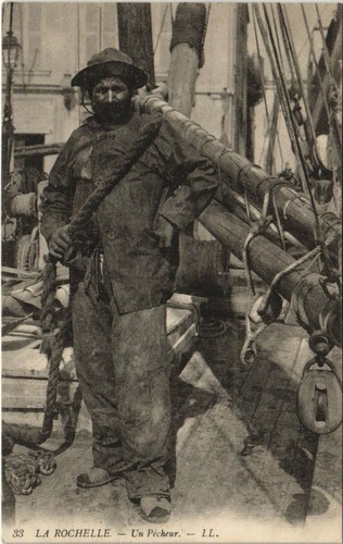 CPA LA ROCELLE - Un Pecheur (47597) | eBay