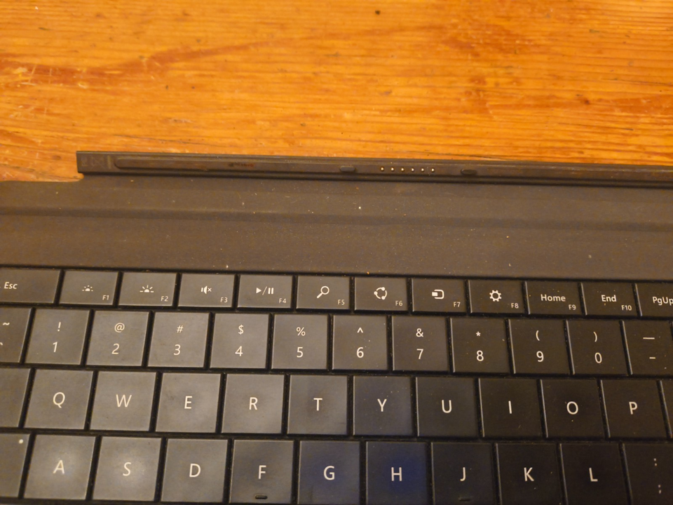 Microsoft 1725 Type Cover Black for Surface Pro 3,4,5,6,7 Backlit ...