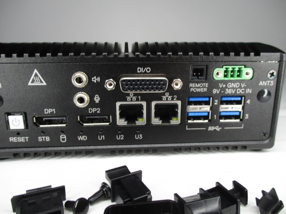 Dell EMC Edge Gateway 3200 Atom X6425RE 1.9Ghz 4core 4GB 60GB SSD WiFi ...