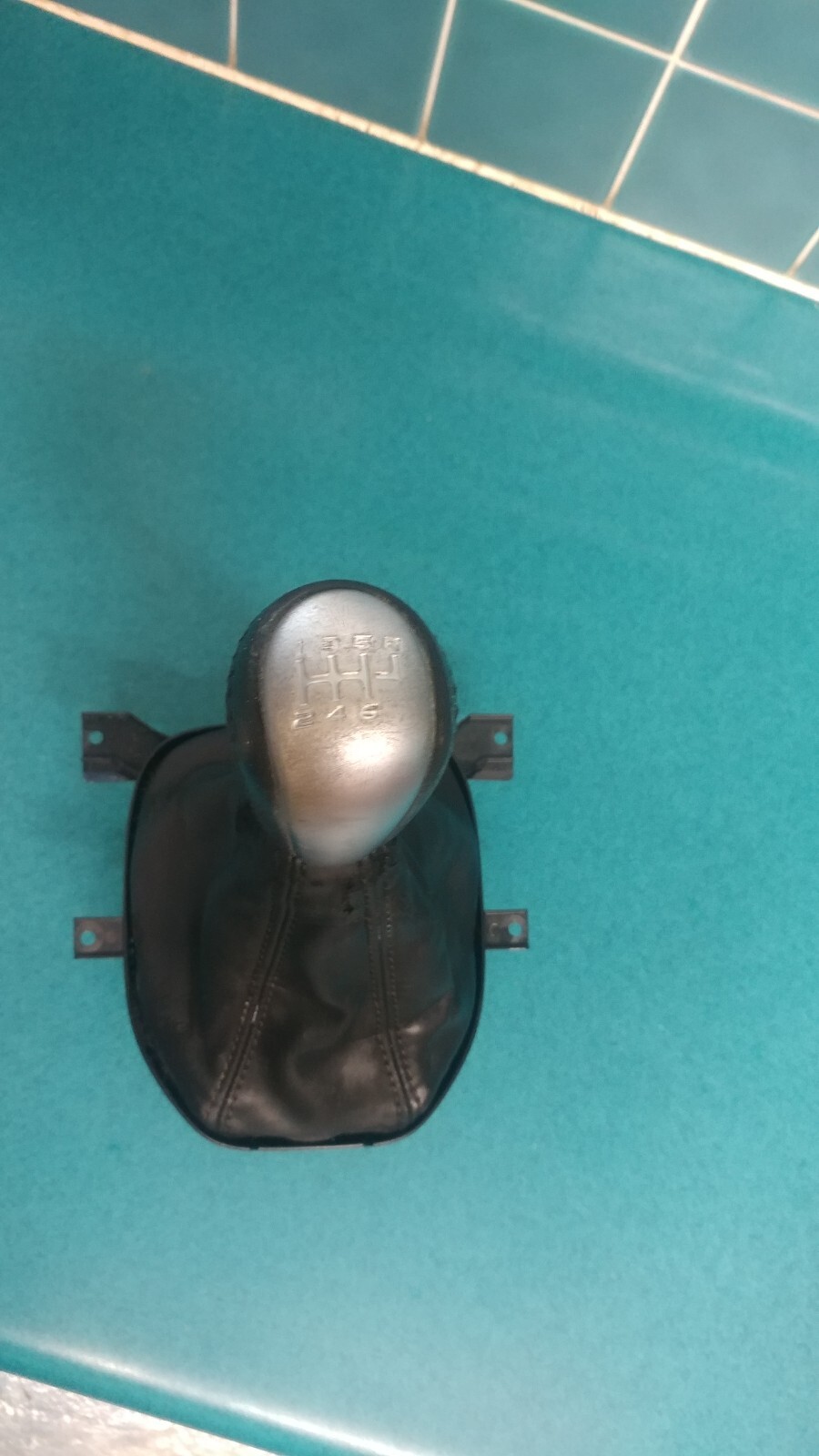 Holden VE V8 Manual Gear Shifter Knob & Boot 6 Speed HSV Commodore ...