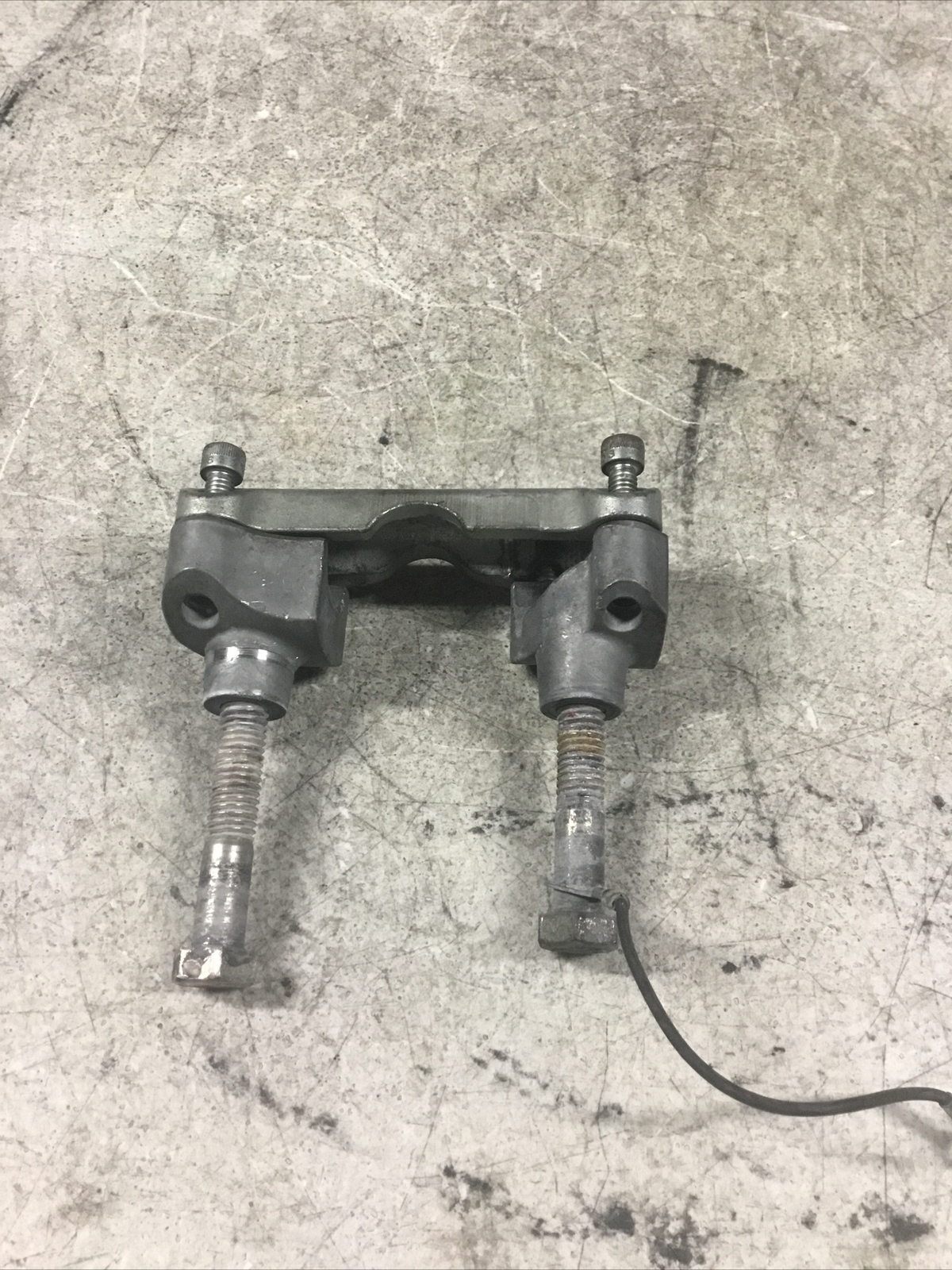 Harley Davidson 2008 Road Glide Handlebar Riser Risers Clamp | eBay