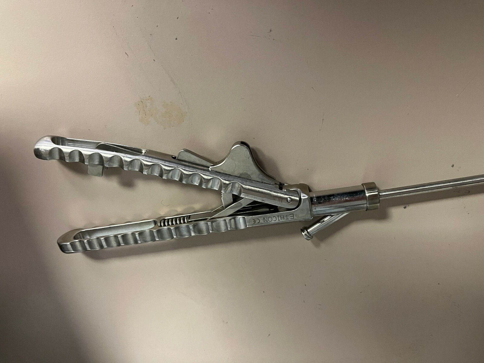 SRNH1 5mm Needle Holder - Good Condition | eBay