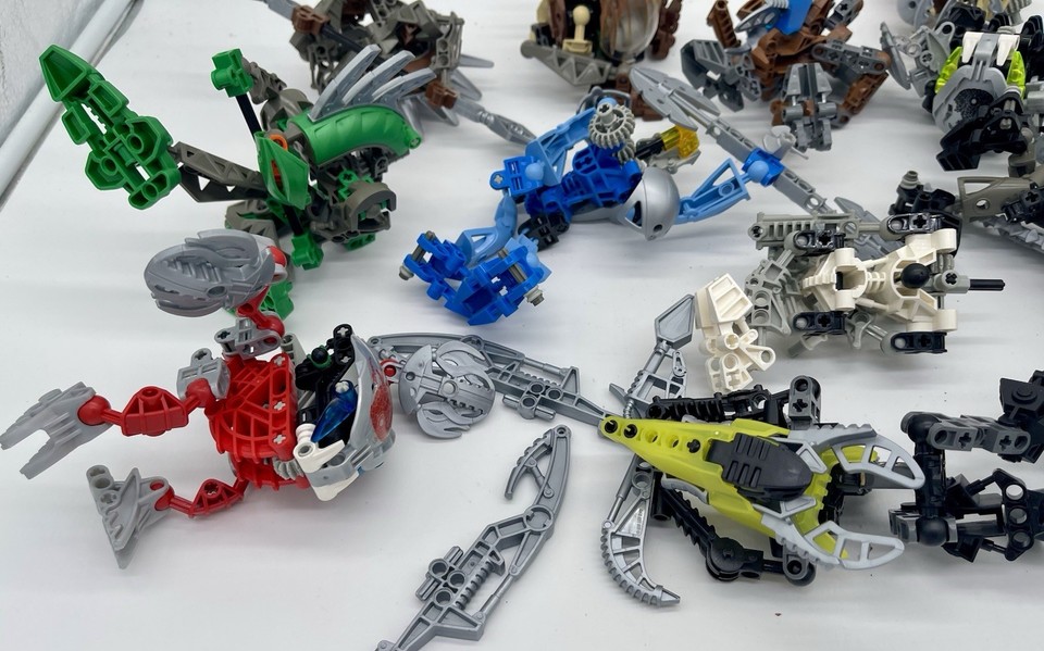 Bionicle Hero Factory Part Lot Near 3 Lbs Helmets Weapons Bodies ...