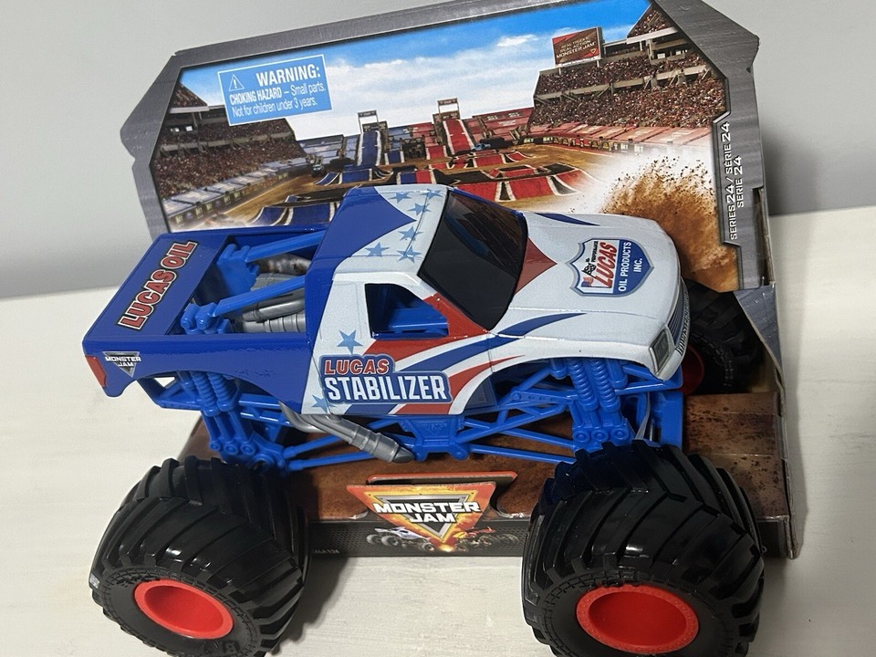 LUCAS OIL STABILIZER SPIN MASTER Monster Jam Truck 1:24 scale 2025 NEW ...