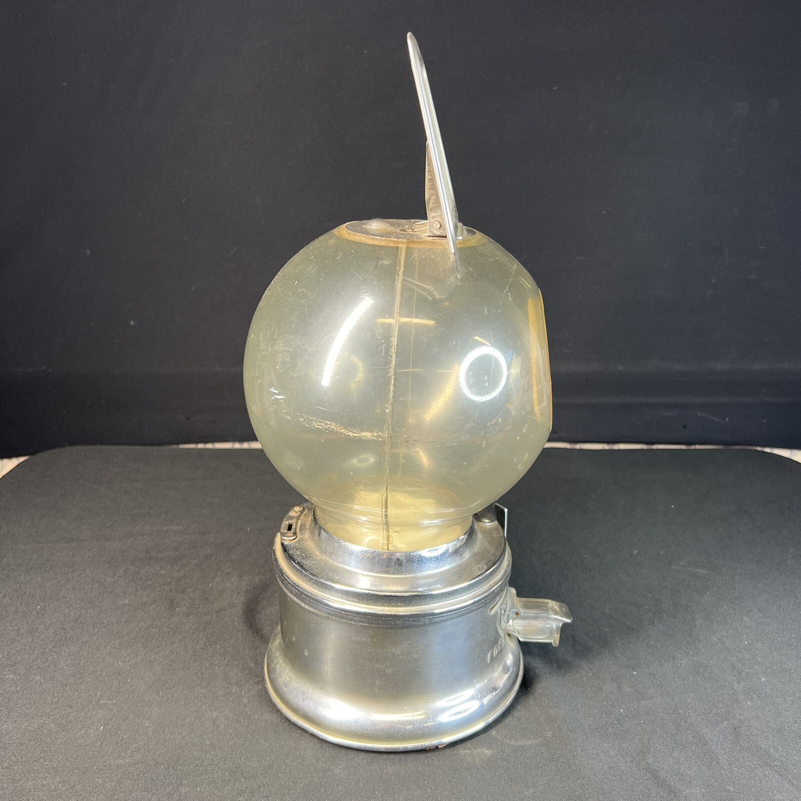Vintage Ford Gum 1 CENT GUMBALL MACHINE w/ Plastic Globe Topper & Decal ...