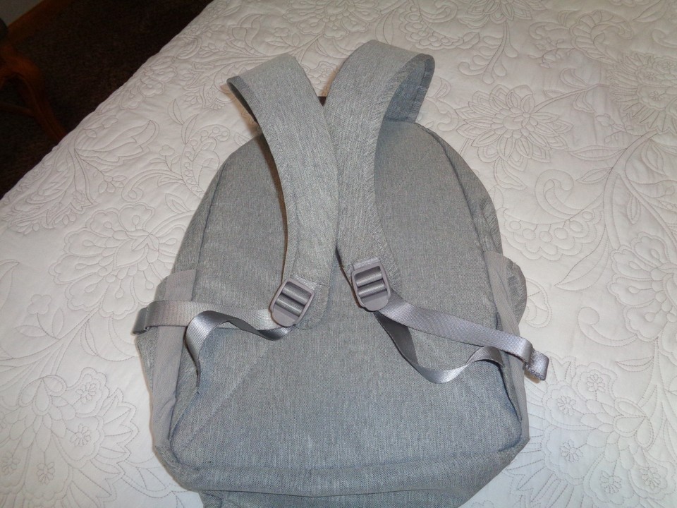 Vera Bradley Backpack- Light Gray - Great Condtion | eBay