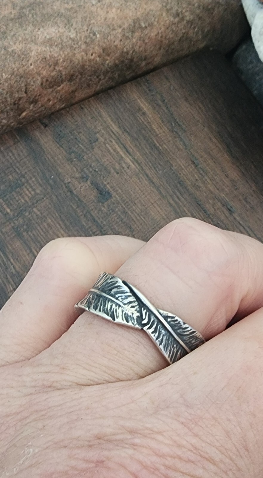 James Avery Retired Feather Ring Size 8.5 - Gem