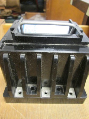Fuse Blocks & Holders - Pull Out Fuse Block