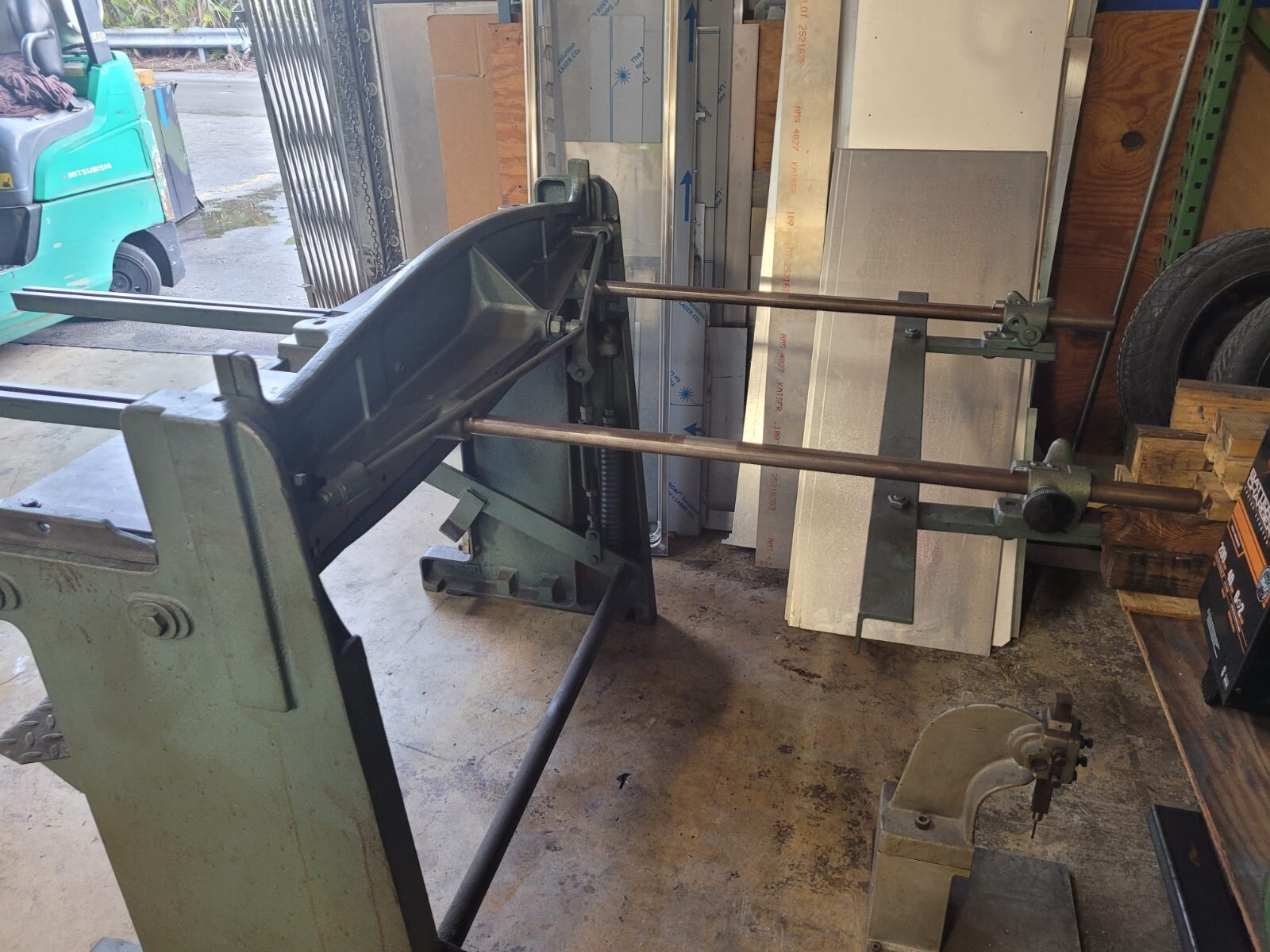 Pexto Sheet Metal Stomp Shear Jump Shear w/Backgage Model 137-K (16 ...