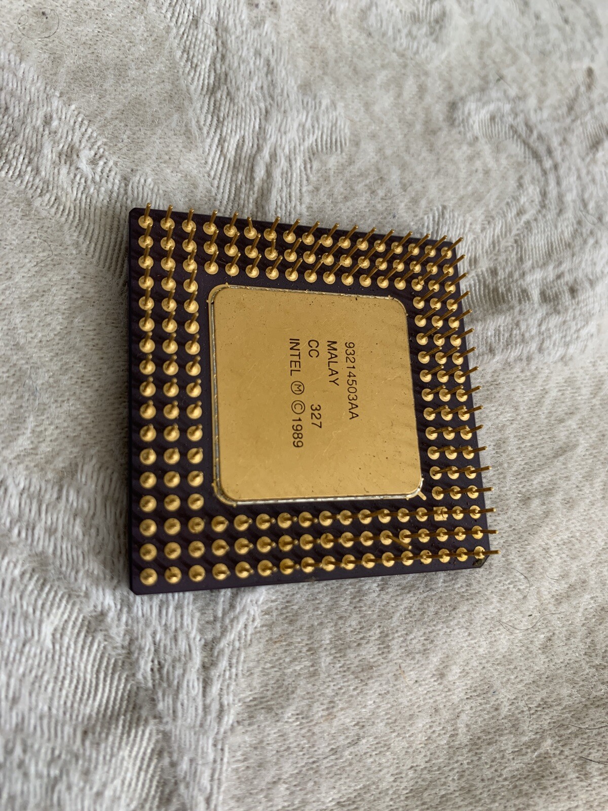 Intel A80486DX-33 SX729, Intel 486, Vintage CPU, GOLD, nice condition ...