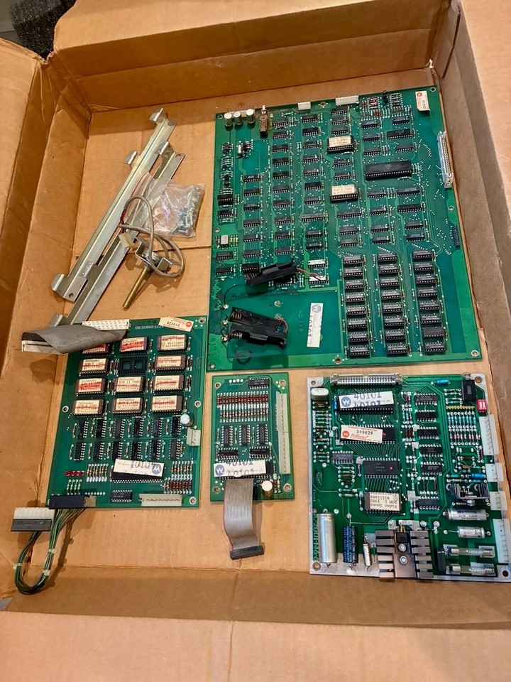 DEFENDER video arcade game with extra board set! | eBay