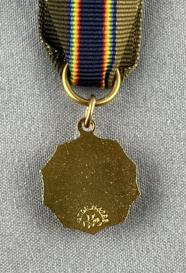 Vintage American Legion Medal & Past Commander Pin With Ribbon | eBay