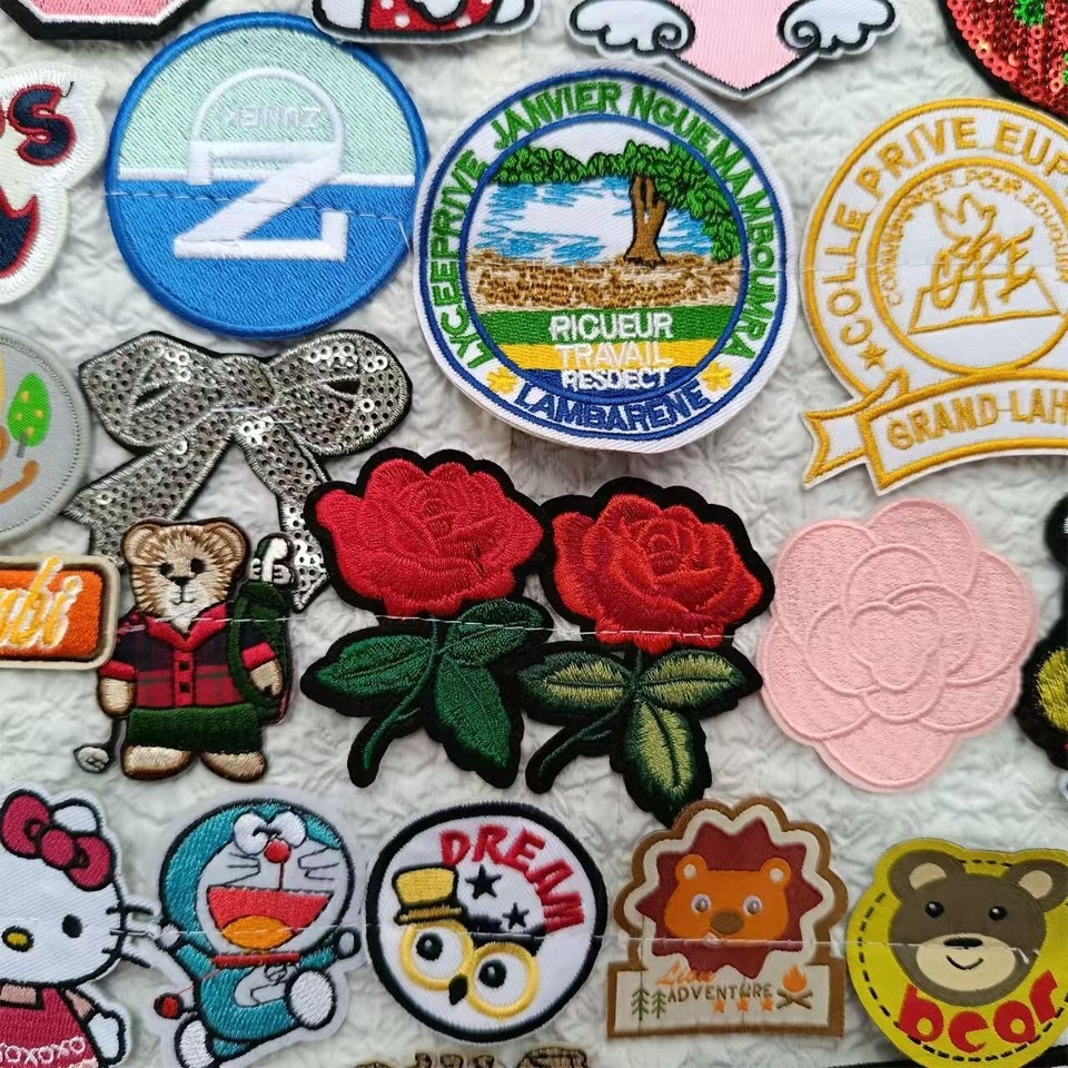 25pcs/lot Random Mix High quality Iron on Patches Fashion Embroidered ...