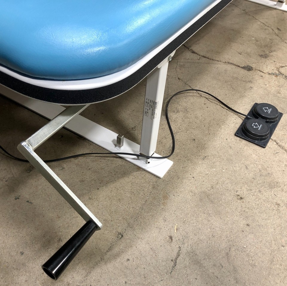 Metron Plus Powered Hi-Low Treatment Table | eBay