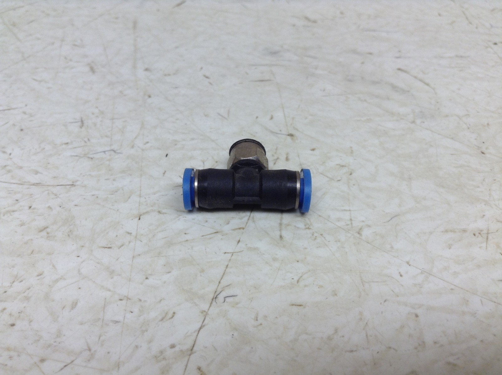 Festo 4 Pneumatic T Connector Pneumatic Fitting (TBI) | eBay