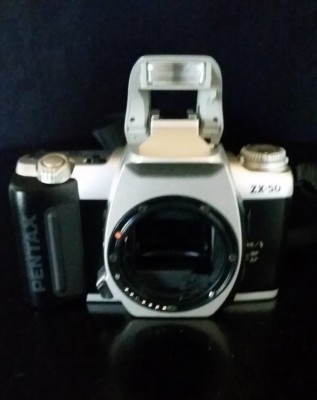 Pentax ZX-50 35mm SLR Film Camera Body W/ Strap and Box | eBay