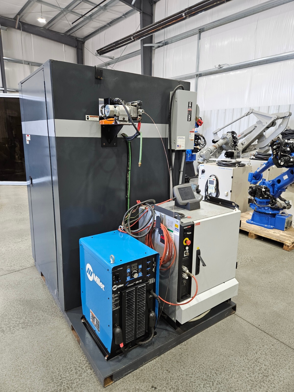 ABB IRB 140 Industrial Robot Weld Cell With IRC5 Controller And Miller ...