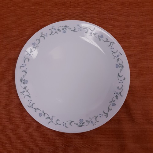 Vintage Corelle Dinner Plate floral-Break and chip resistant USA free ...