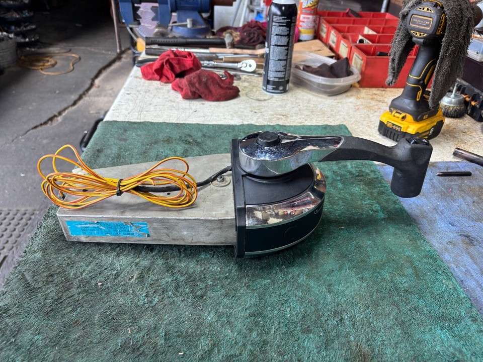 883711A12 Mercruiser Binnacle Top Mount Shifter/Throttle Control Box ...