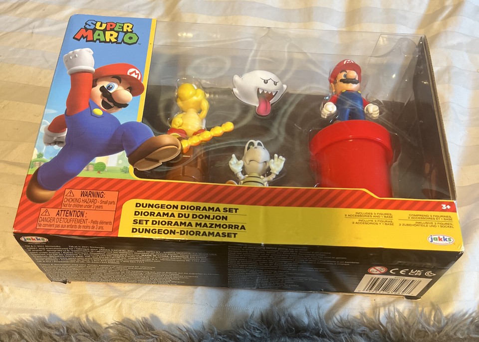 Action Figure - Super Mario - Dungeon Diorama Set | eBay