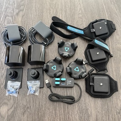 3x HTC Vive Tracker 2.0 + 2x SteamVR 2.0 Base Stations VRChat Full Body ...