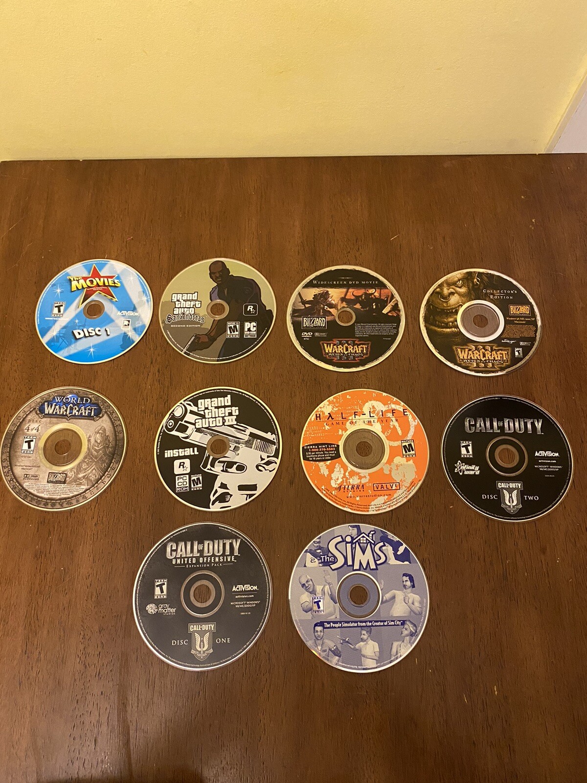 PC CD-Rom Game Discs Lot of 10 - Half Life, Warcraft, Sims, GTA & More ...