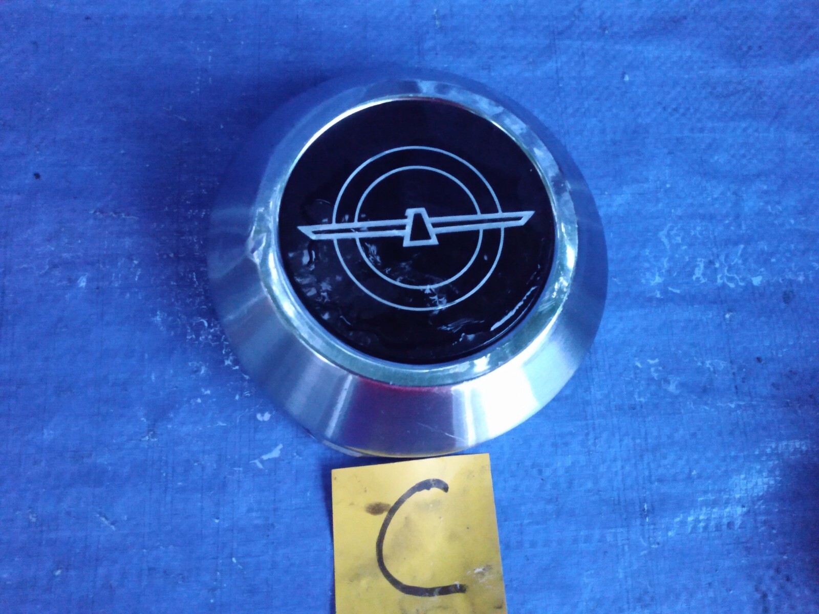 1980 1981 1982 FORD THUNDERBIRD Wheel Hub Center Cap Cover 80 81 82 T ...