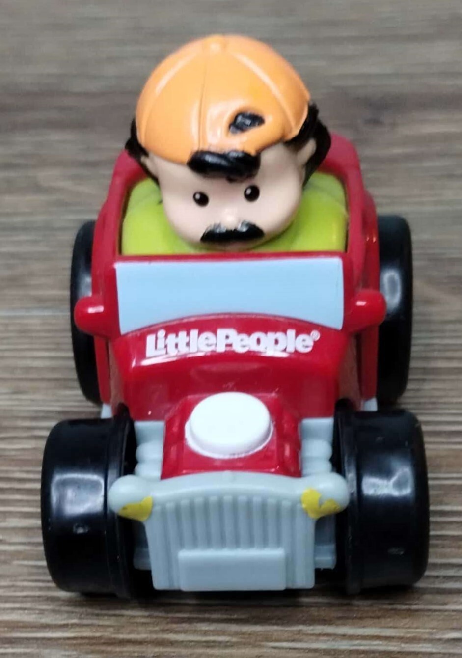 2010 Fisher Price Little People Wheelies Hot Rod Red Car Mechanic Boy ...