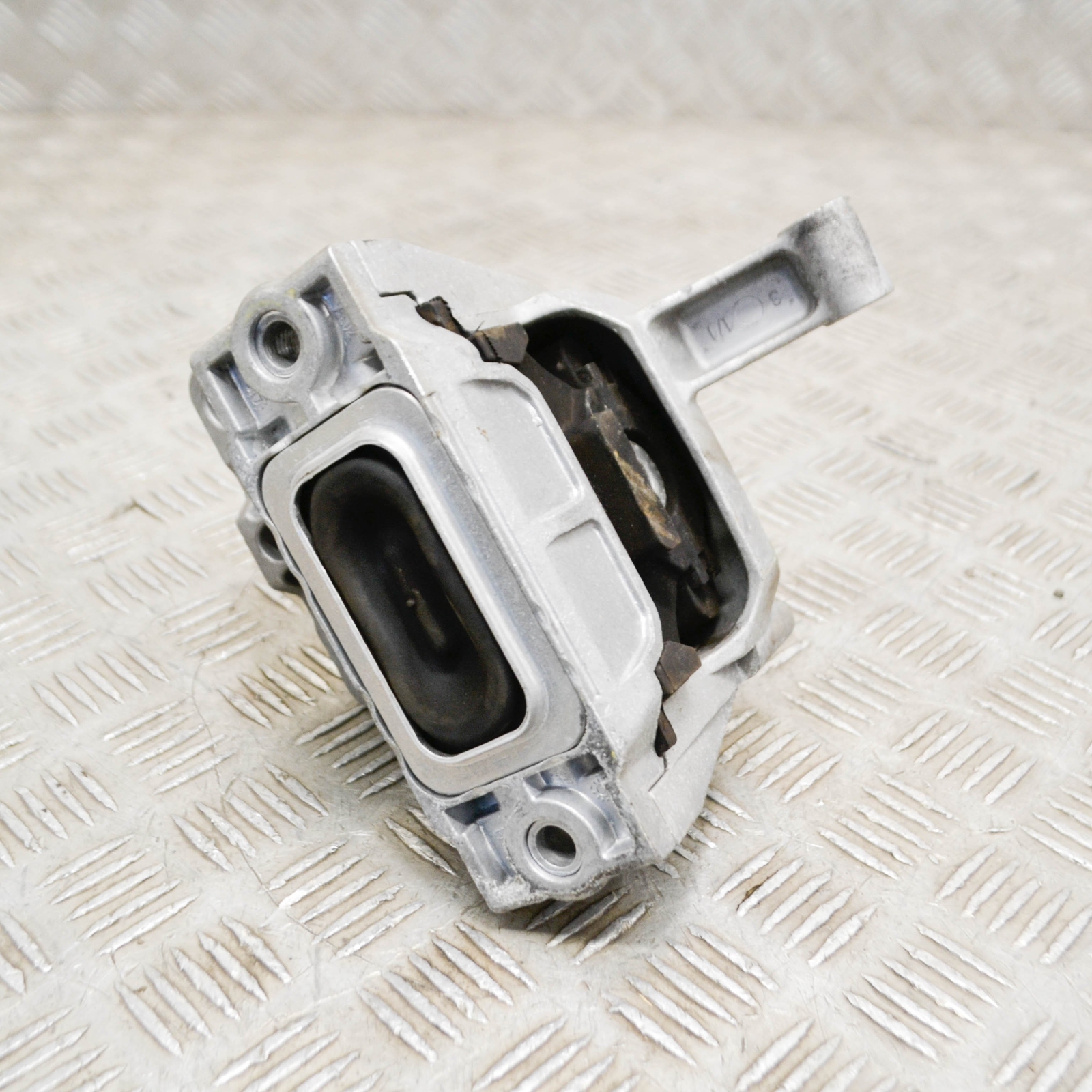 AUDI Q3 8U 1.4 TFSI Right Side Engine Mount 5N0199262P 5AYCN 110kw 2018 ...