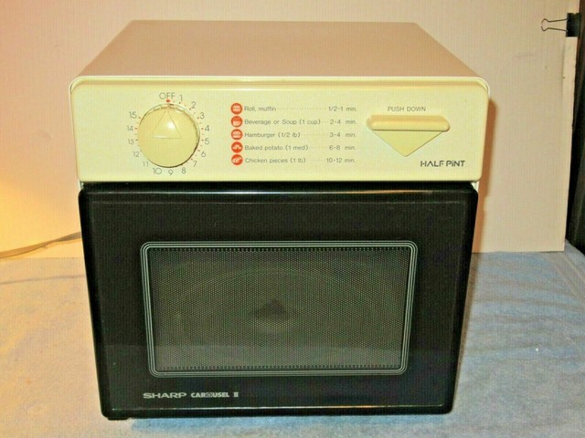 Sharp Half Pint Carousel II R-1m53 Compact Microwave Oven .5 CU FT 120v ...