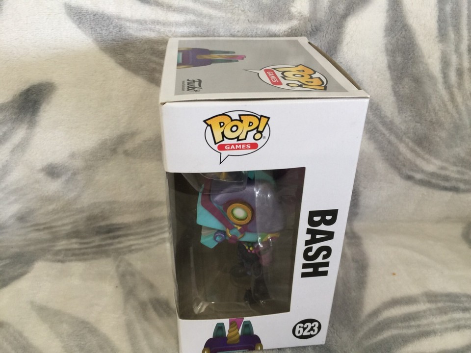 Funko POP! Games: Fortnite #623 Bash NYCC 2020 Fall Exclusive Sticker ...