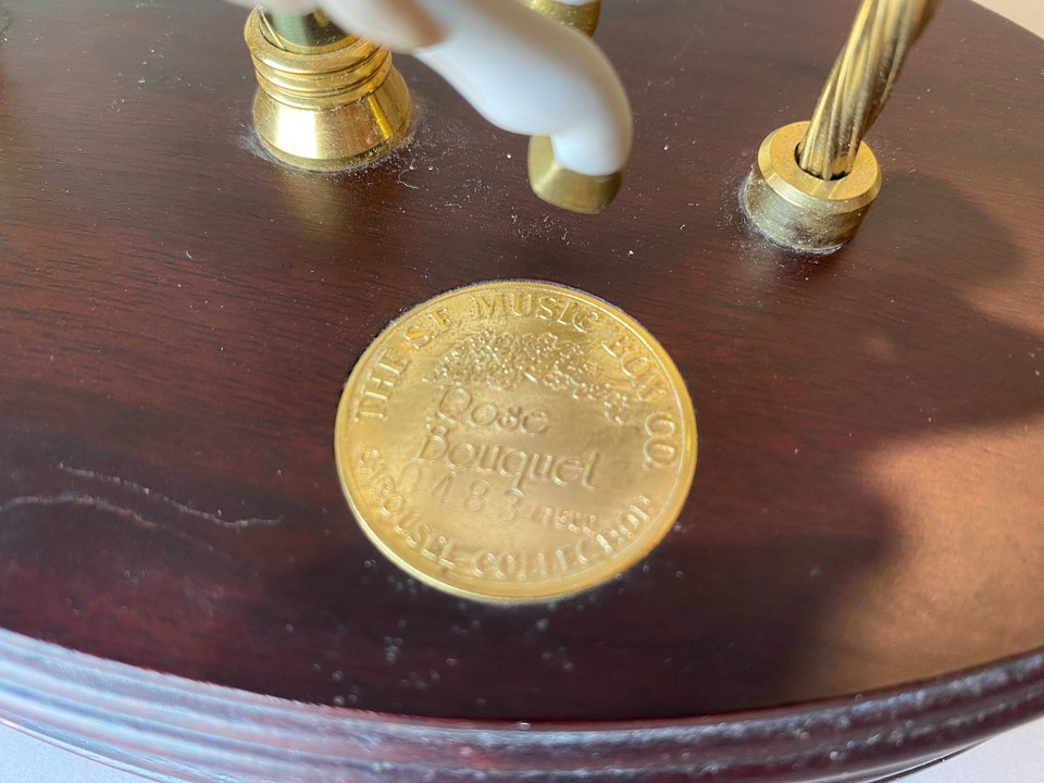 1991 THE SAN FRANCISCO CAROUSEL music box company MUSICAL Horses (ROSE ...