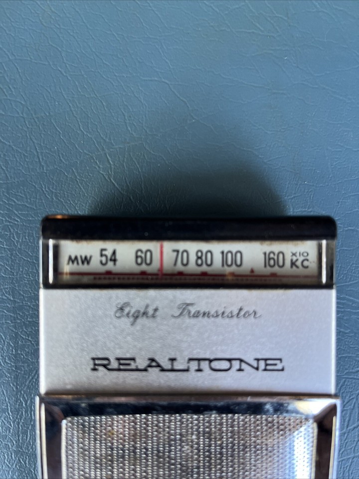 Vintage 1960’s REALTONE 8 Transistor Radio TR-1820. Works. | eBay