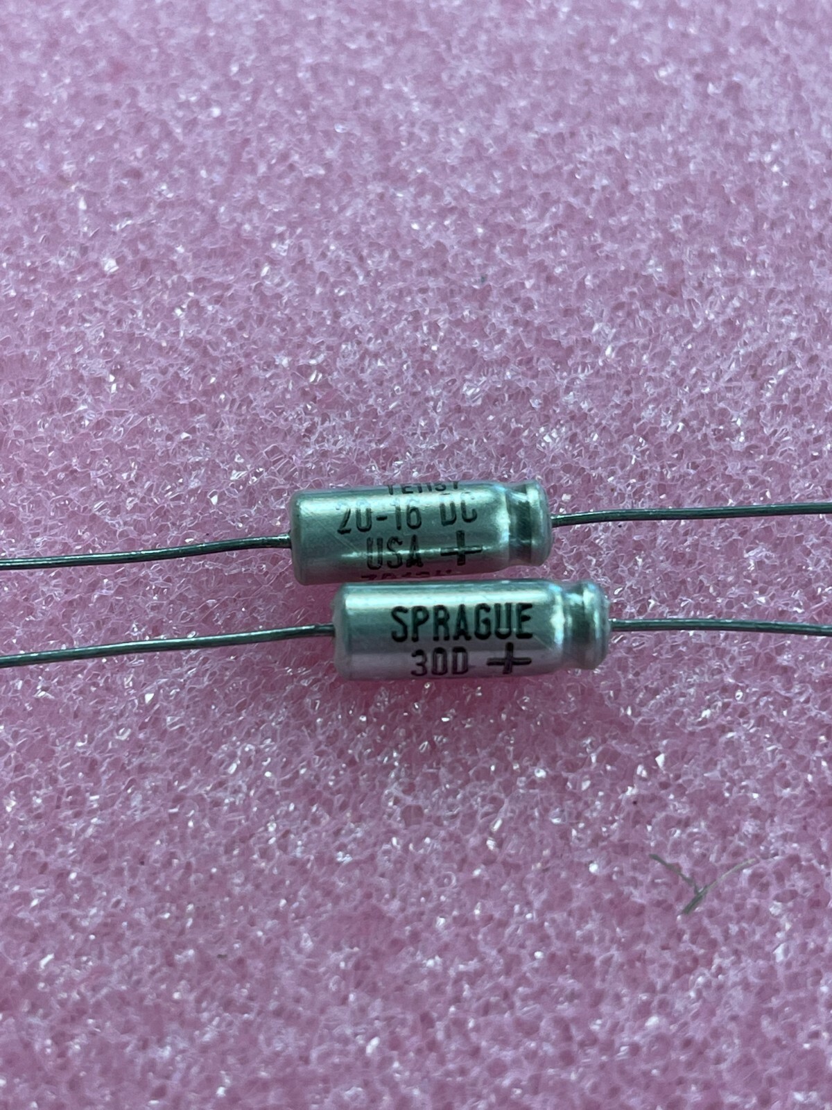 75 pieces NEW TE1157 SPRAGUE CAPACITORS CAP electrolytic 20UF 16V AXIAL ...