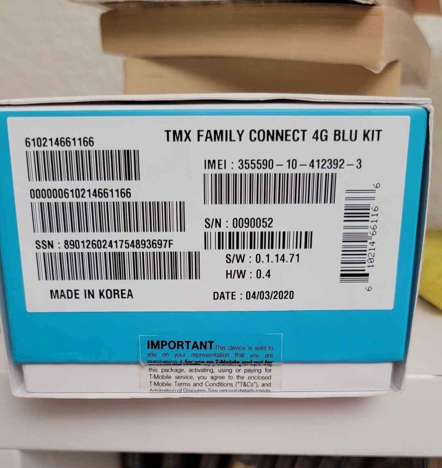 T-Mobile Timex FamilyConnect 4G Smartwatch for Kids Two-Way Calling ...