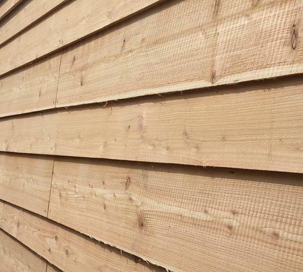 Sweet chestnut Cladding Live/waney One Straight cut ( Larch English ...