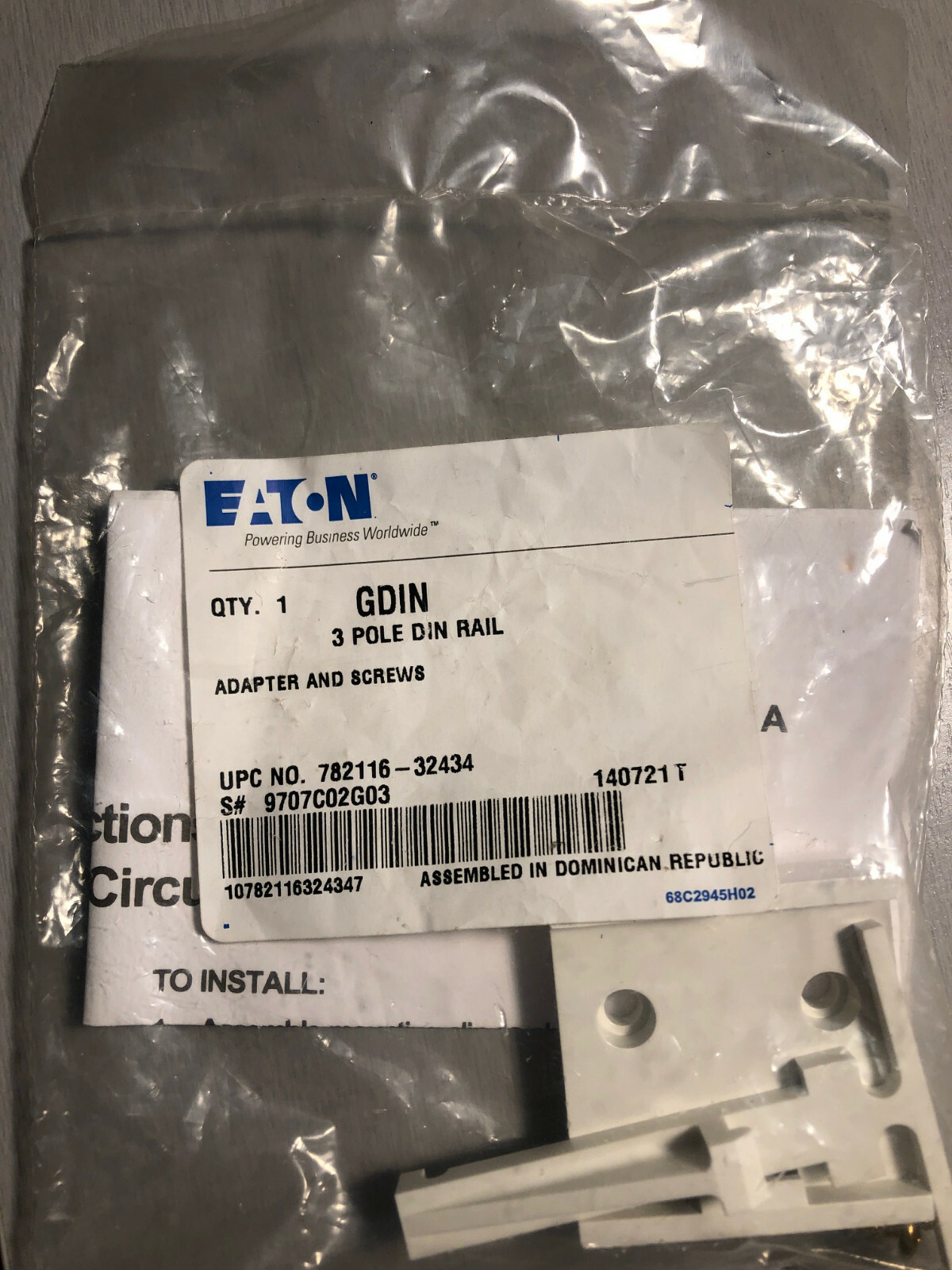 EATON CORPORATION GDIN 3 POLE DIN RAIL ADAPTER AND SCREWS (NEW IN BOX ...