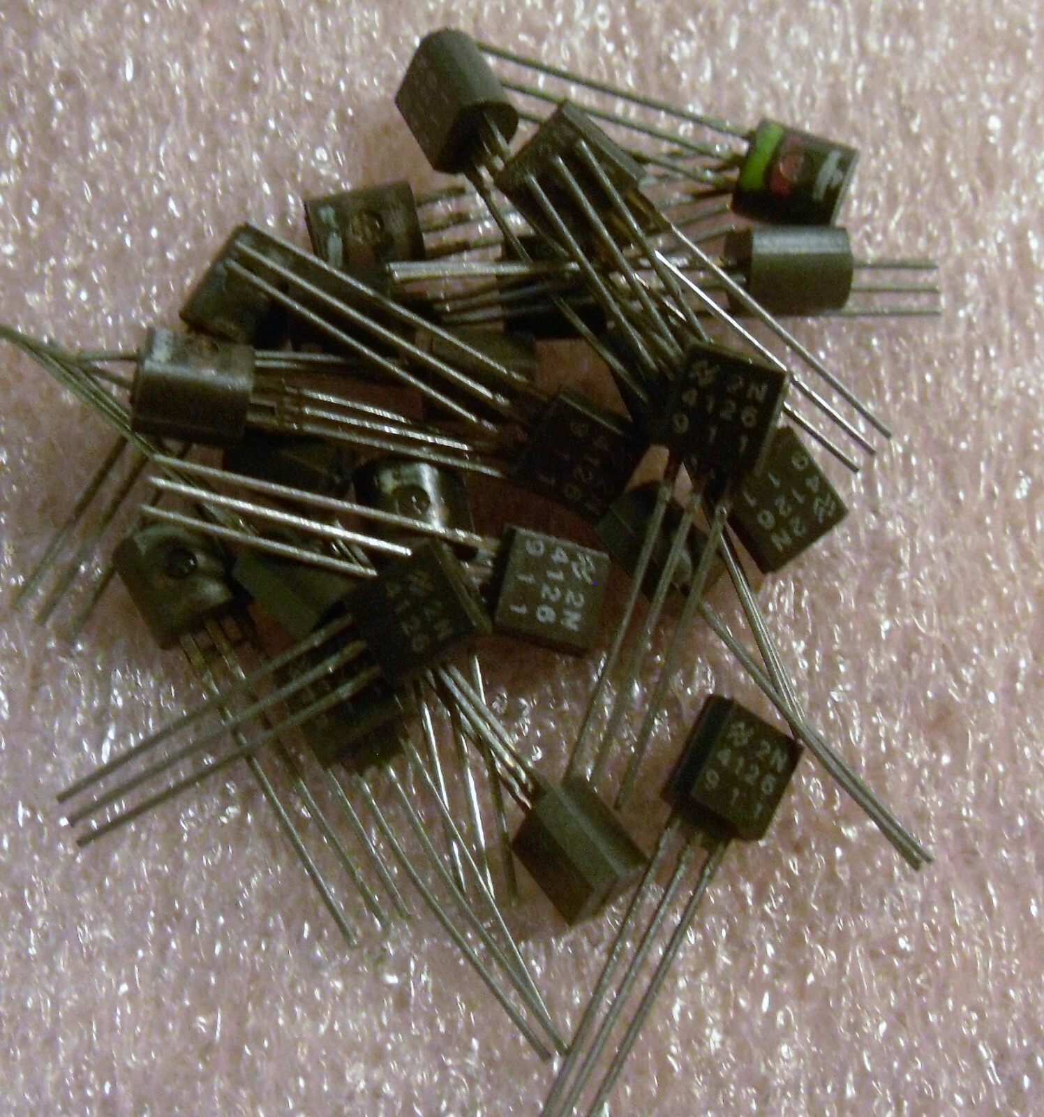 PNP Small Signal Transistors with NTE equivalents - Singles and Lots ...