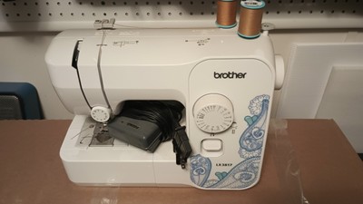 Brother LX3817 17-Stitch Full-size Sewing Machine - (LX3817) | eBay