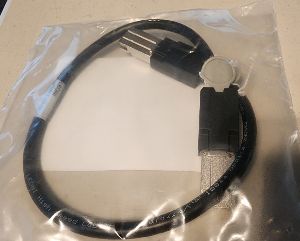 Cisco C2960X-STACK V02 Switch Module w/ 0.5m Cable 37-0891-01 * NEW ...
