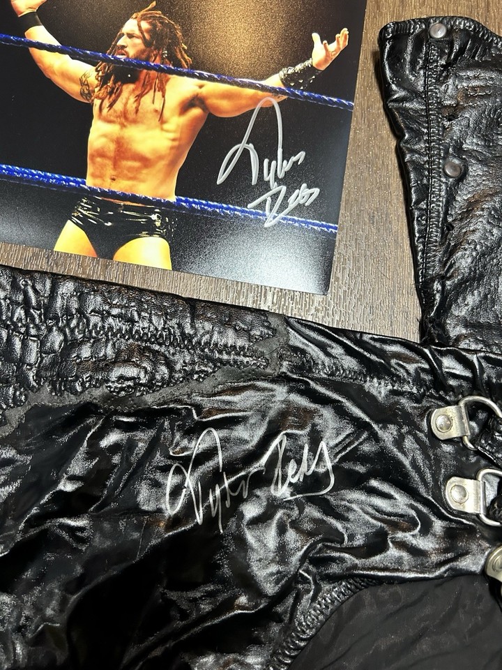 WWE Tyler Reks Signed Ring Worn Gear Wrestling Photo Proof Trunks FCW ...