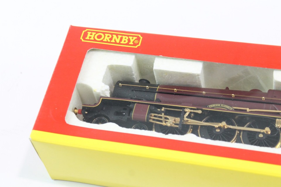 Hornby OO Gauge Model Railways Princess Elizabeth Loco w/ Tender | eBay UK