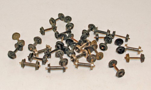 32pcs HO Scale, Metal And Plastic Axles With Wheels for Model Train ...